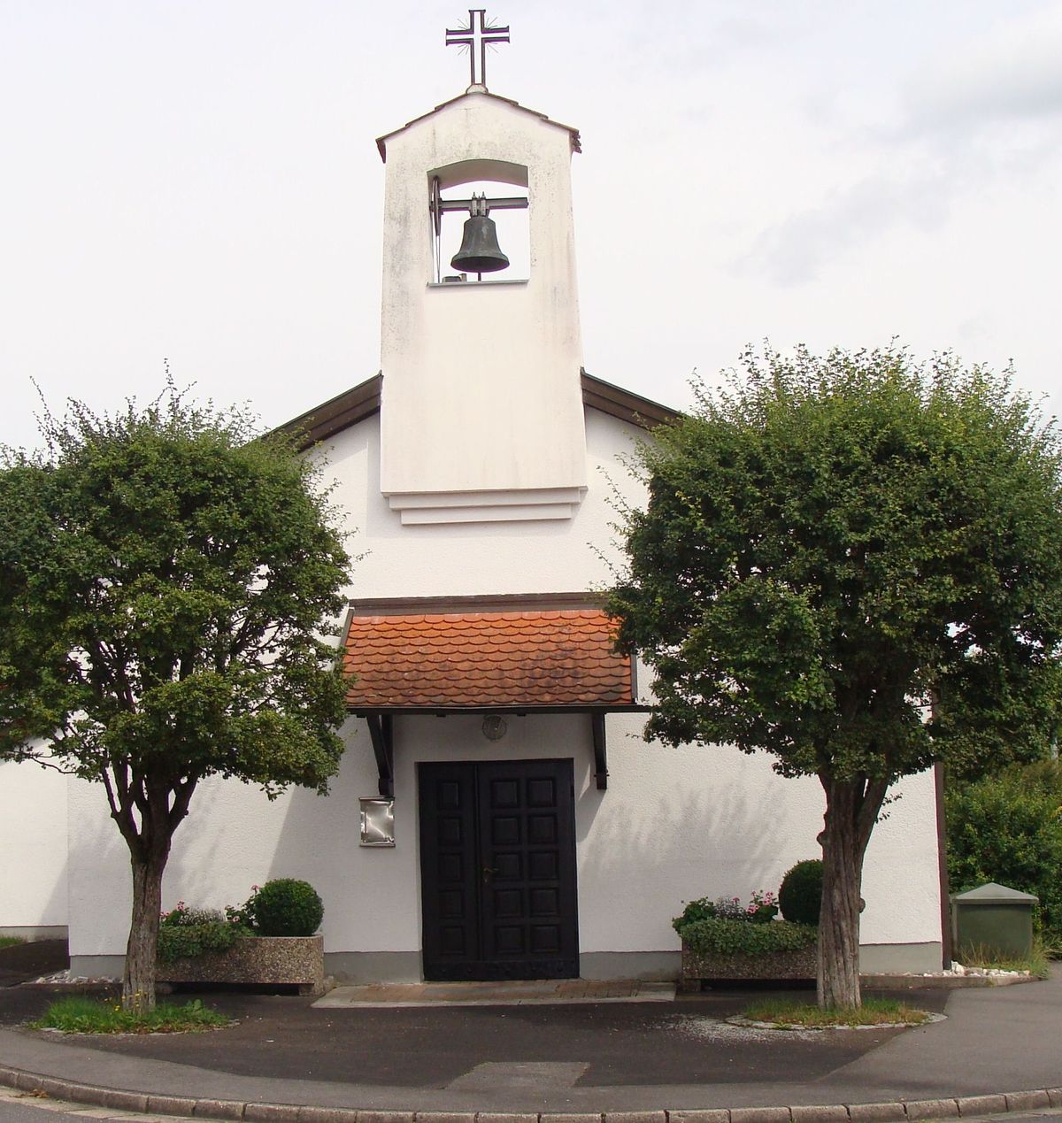 Markt Hahnbach: Siedlergemeinschaft Neubernricht-Kienlohe e.V. feiert 60 Jahre Kapelle