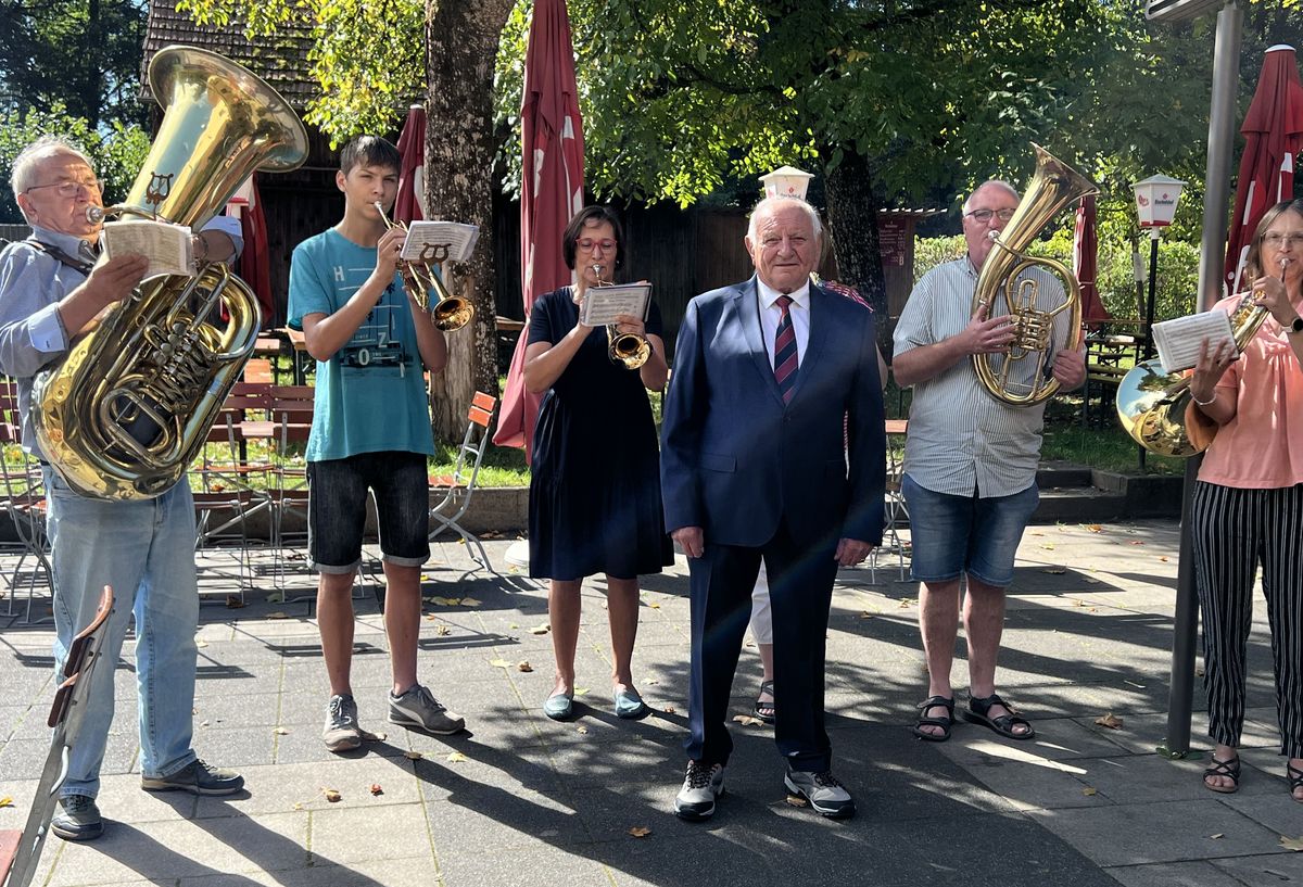 Markt Hahnbach: 80. Geburtstag Erich Kelsch