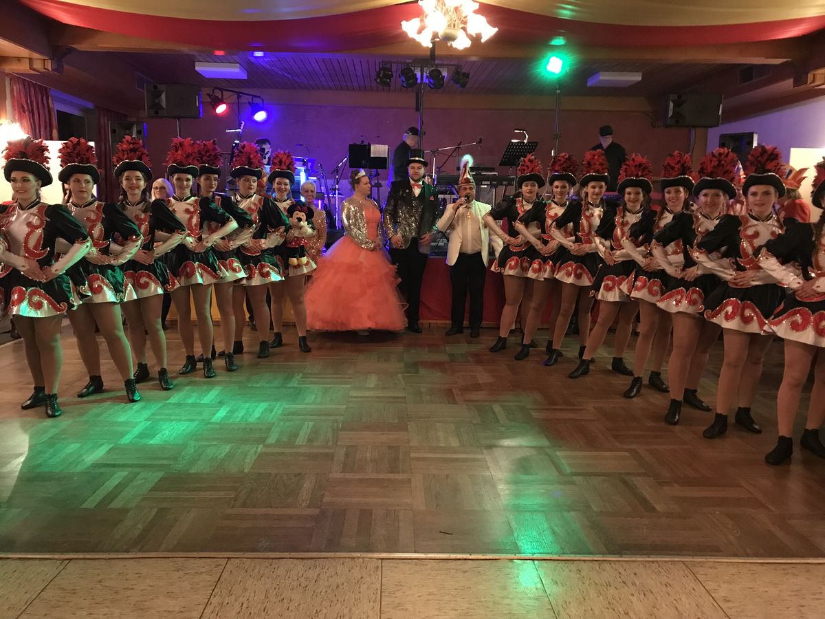 Markt Hahnbach: Gemeindeball in Hahnbach